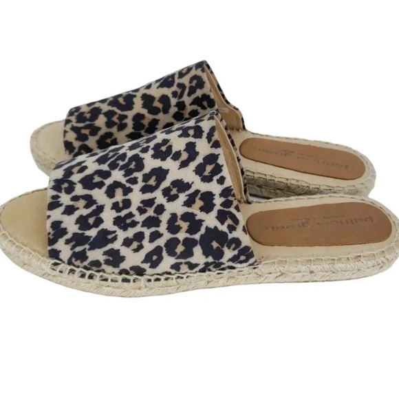 Patricia Green | Shoes | Patricia Green Zelly Leopard Print Flat Slide ...